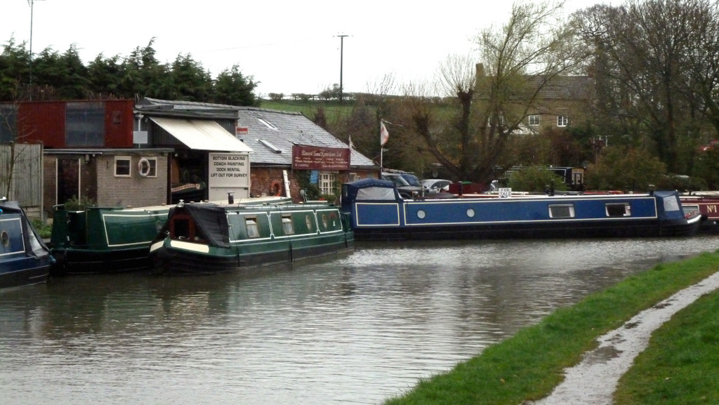 Blisworth Narrow Boat Yard