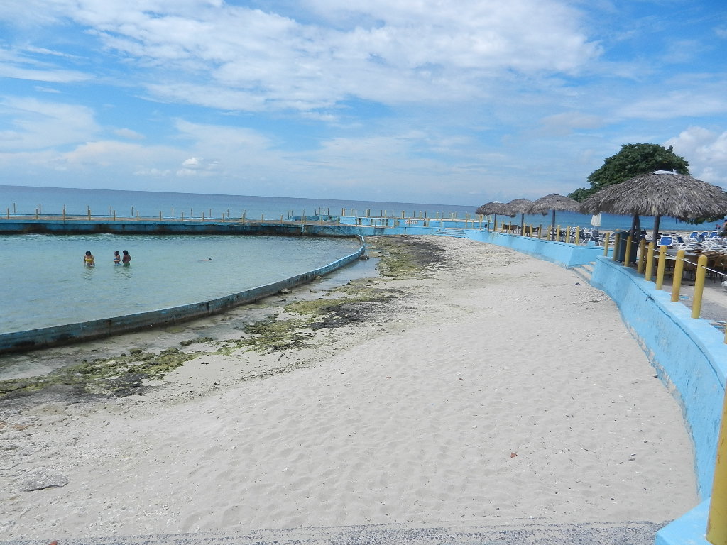 Hotel Comodoro - Havana