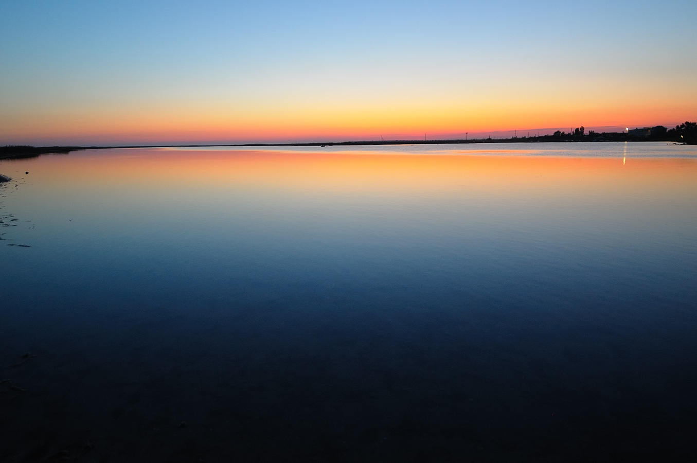 Henichesk Strait | inlet, strait / channel / passage / narrows