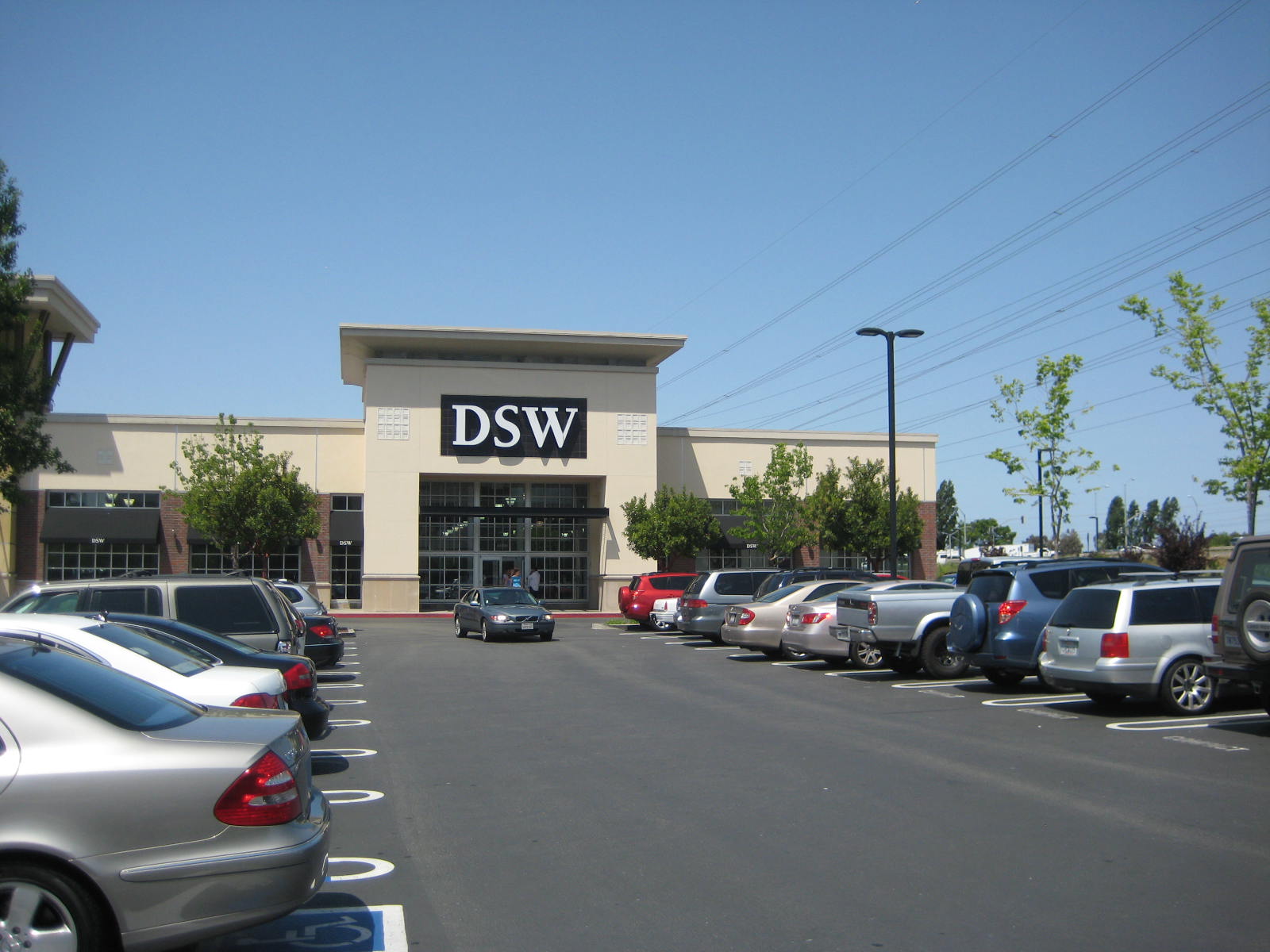 DSW Designer Shoe Warehouse - Fremont, California