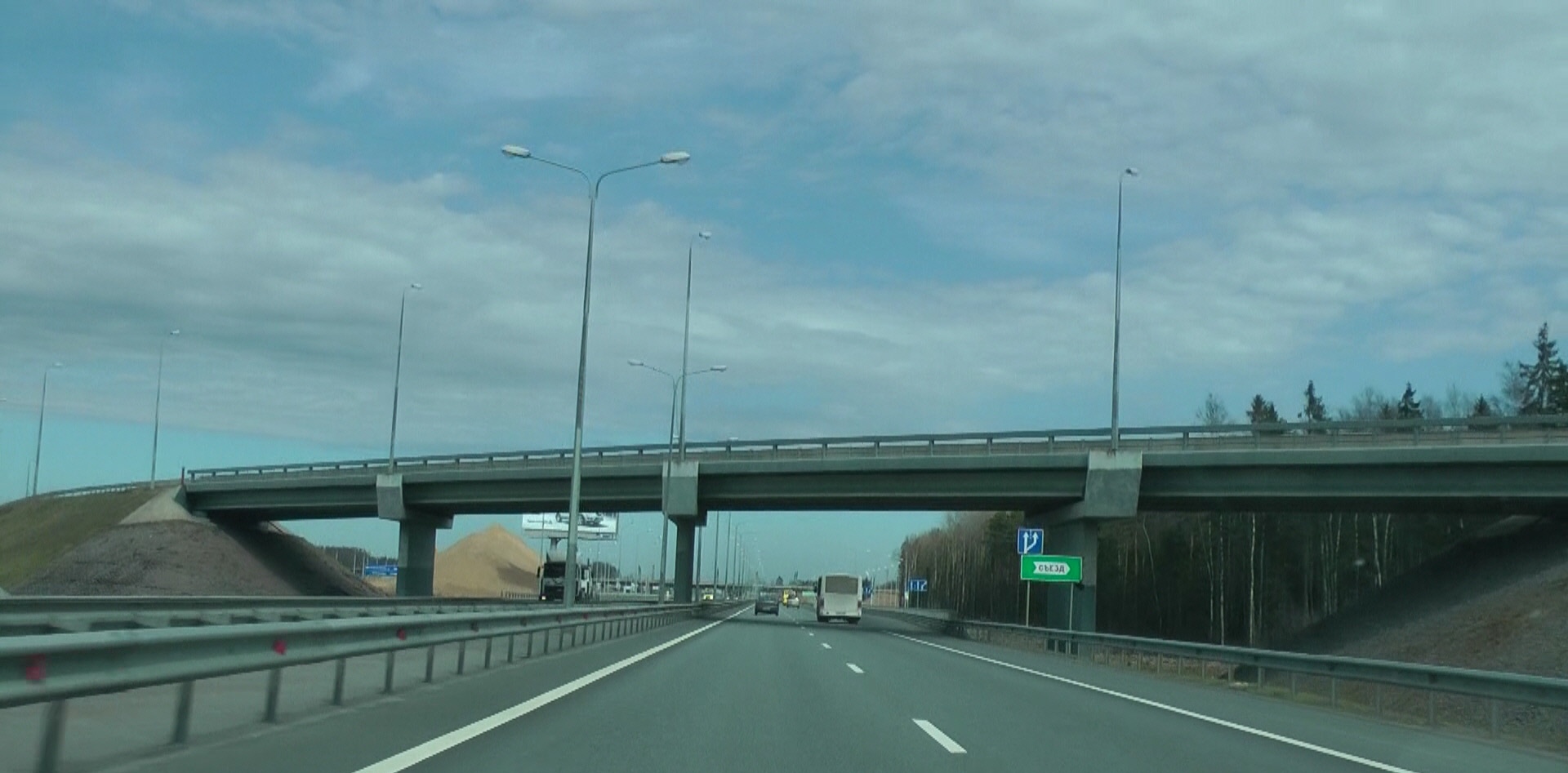 Konnolakhtinskaya road overpass over Ring road - Saint Petersburg