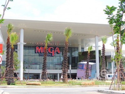 Mega Bangna Shopping Mall - Bang Kaeo Town Municipal Area
