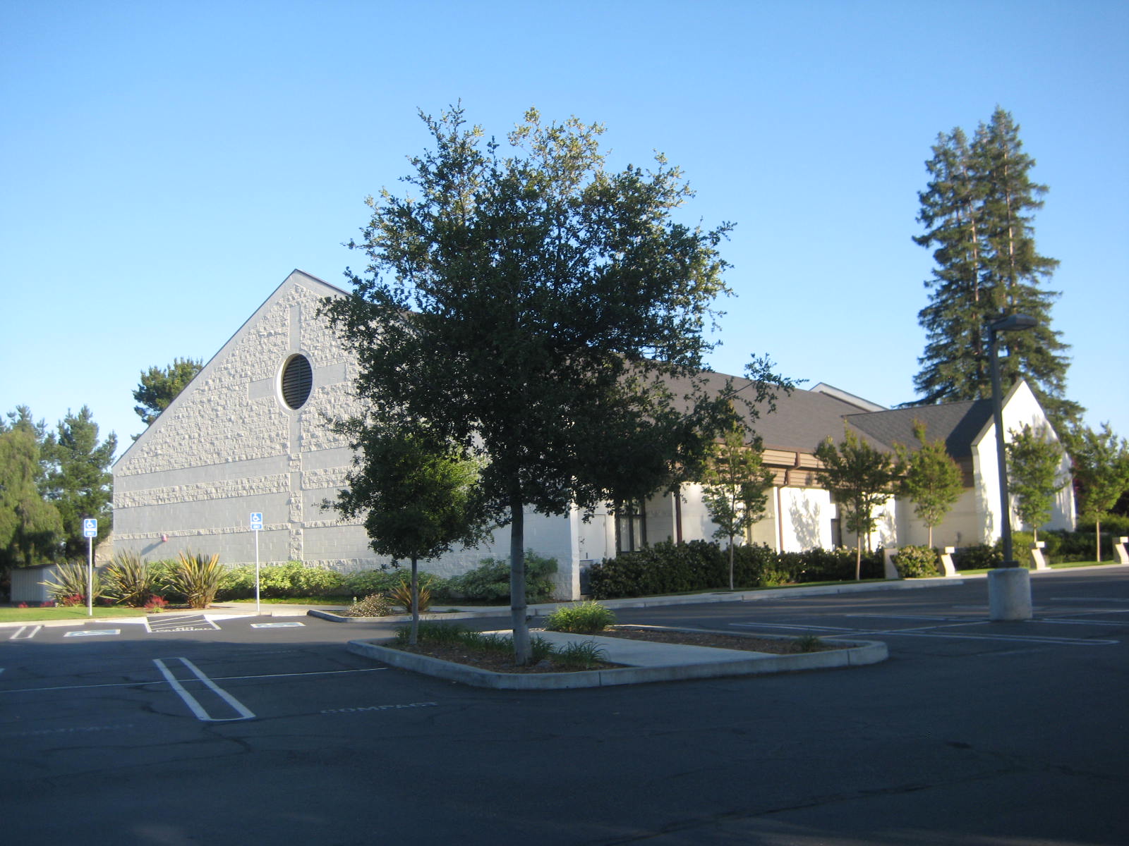 Saint William Catholic Church - Los Altos, California