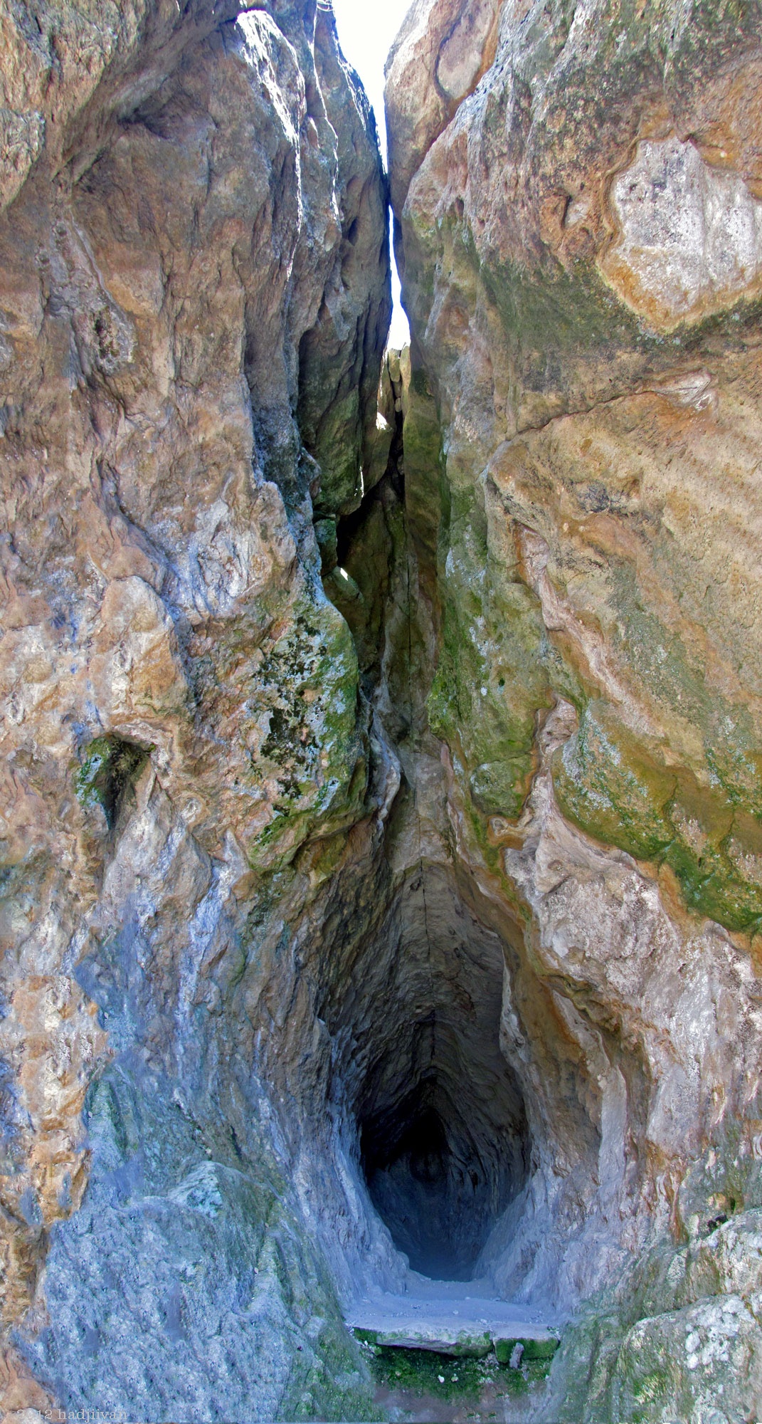 “Utroba Cave” Cult Complex