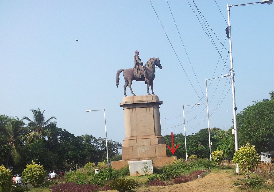 Major General Thomos Monroe (statue) - Chennai