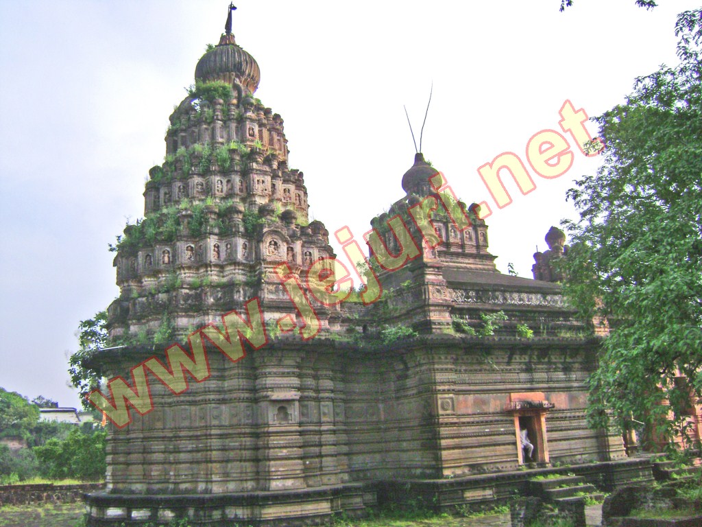 Sangameshwar Mandir, Saswad