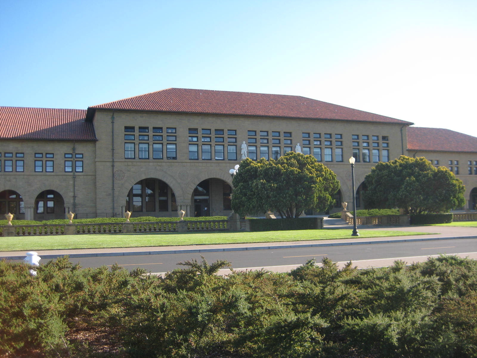 Jordan Hall Serra Mall, 450-B420 | psychology