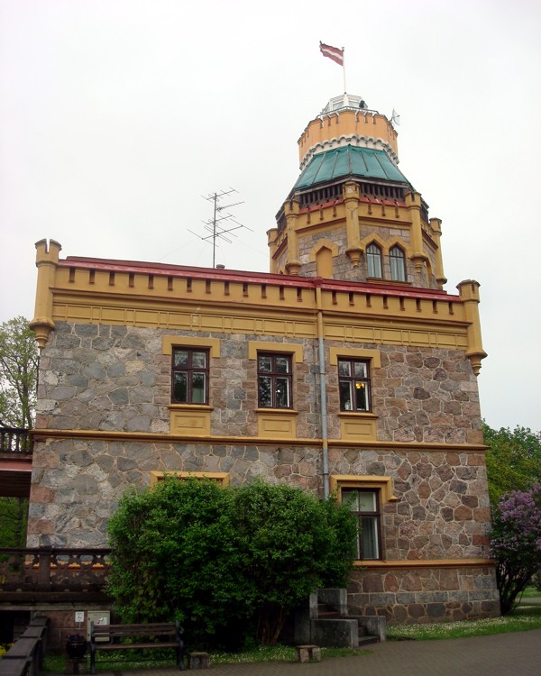 Siguldas Jaunās pils kompleks - Sigulda