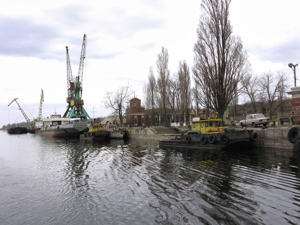 Nikopol River Port