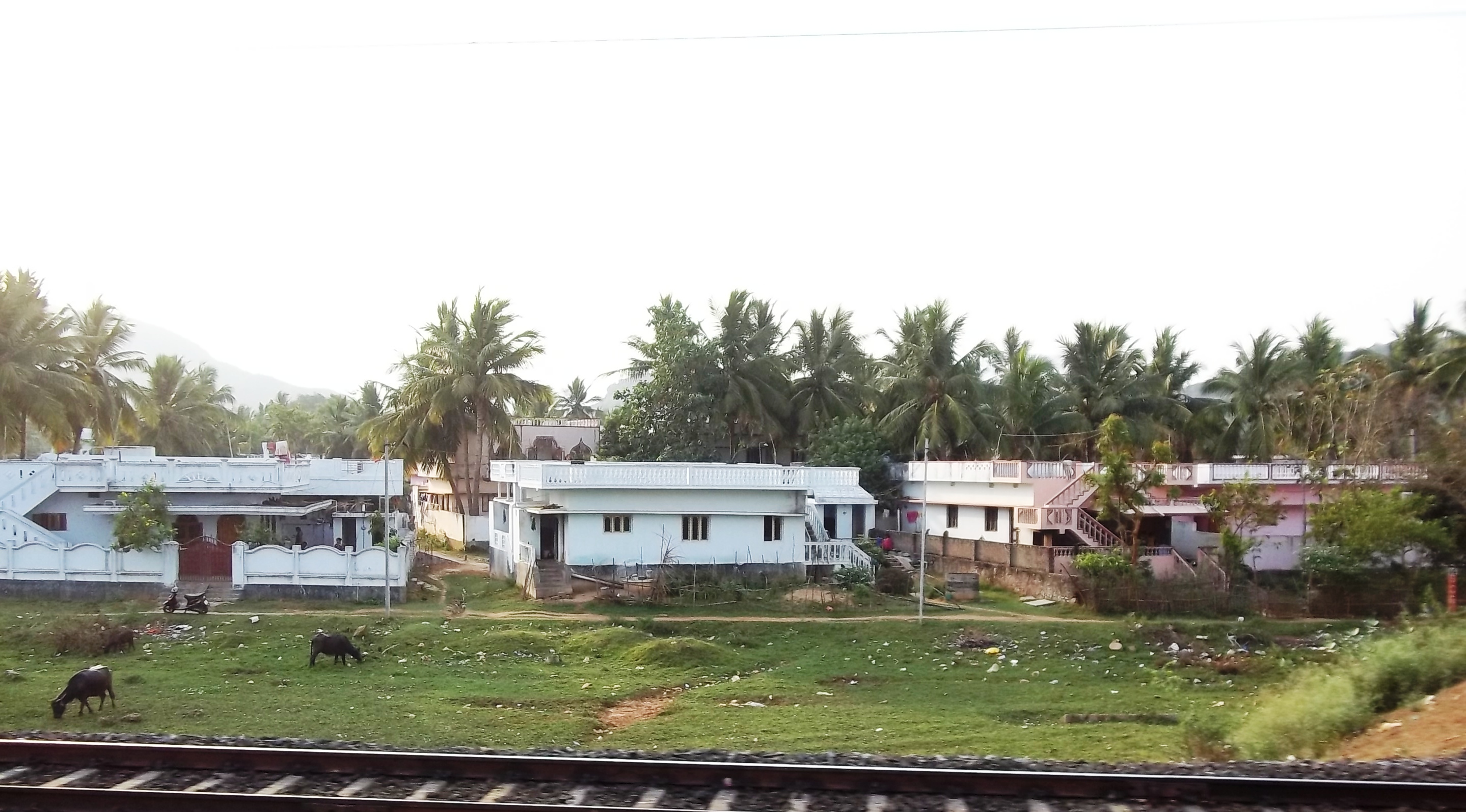 yerravaram-25 - Yelamanchili