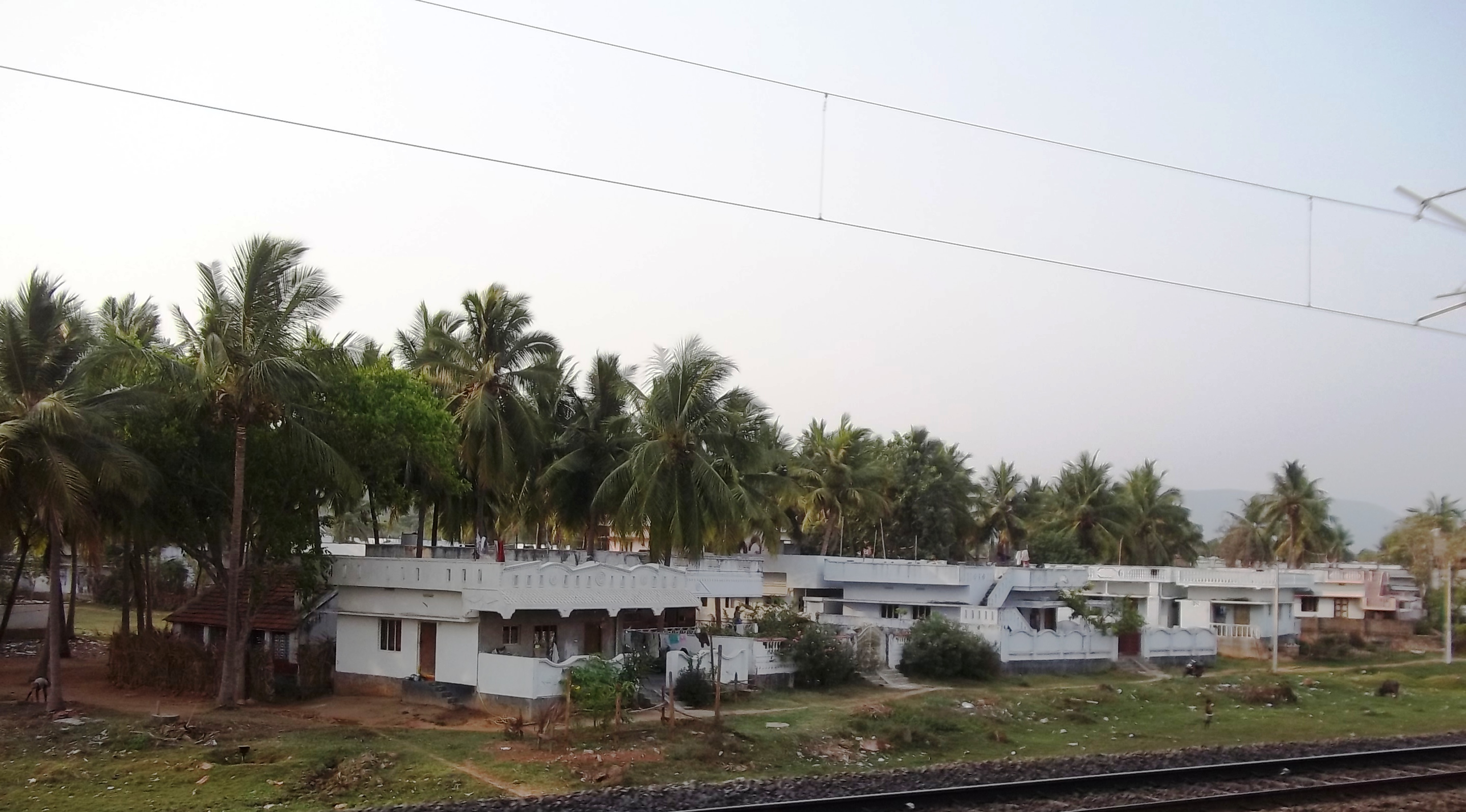 yerravaram-25 - Yelamanchili