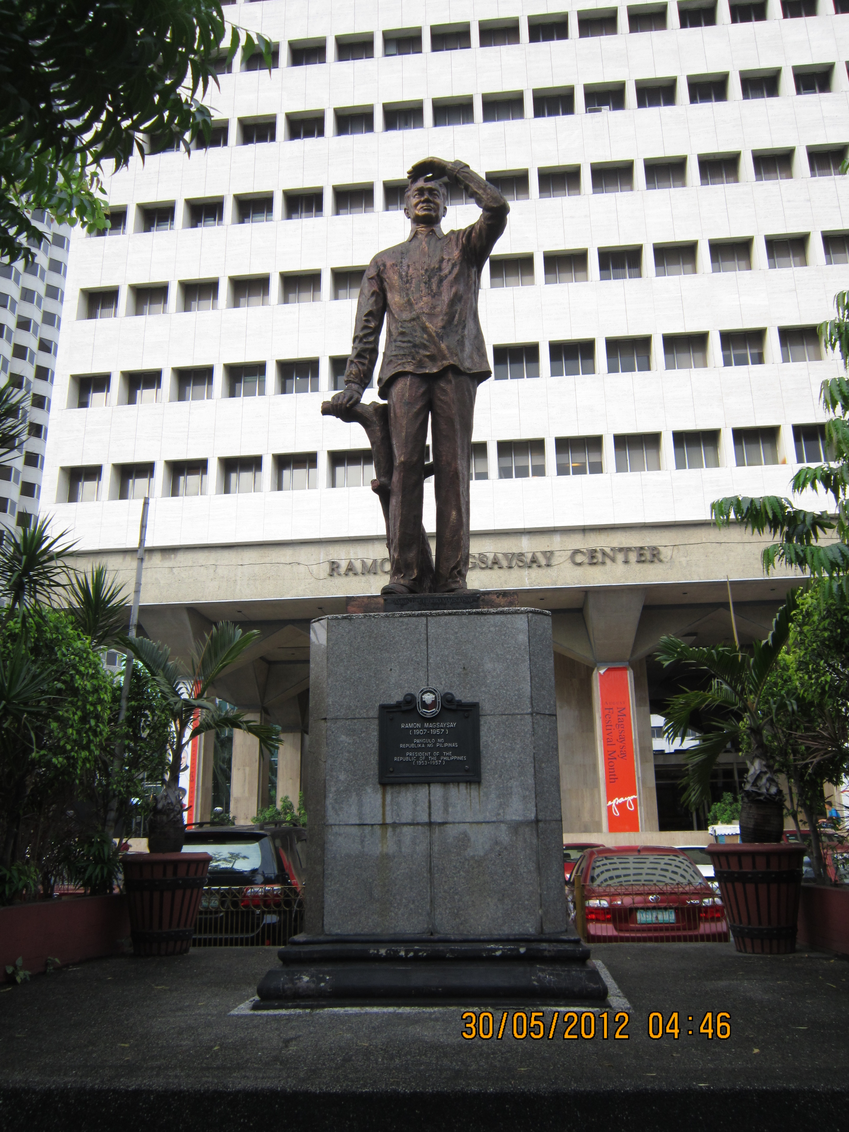 Ramon Magsaysay Monument - Manila