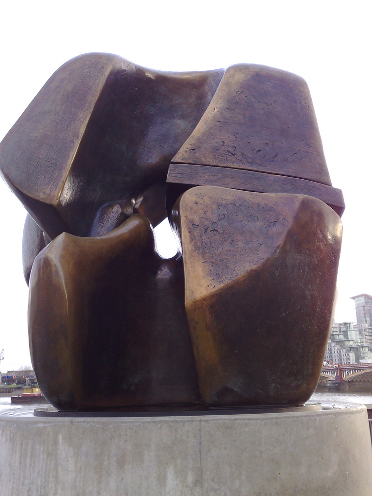 Locking Piece - London