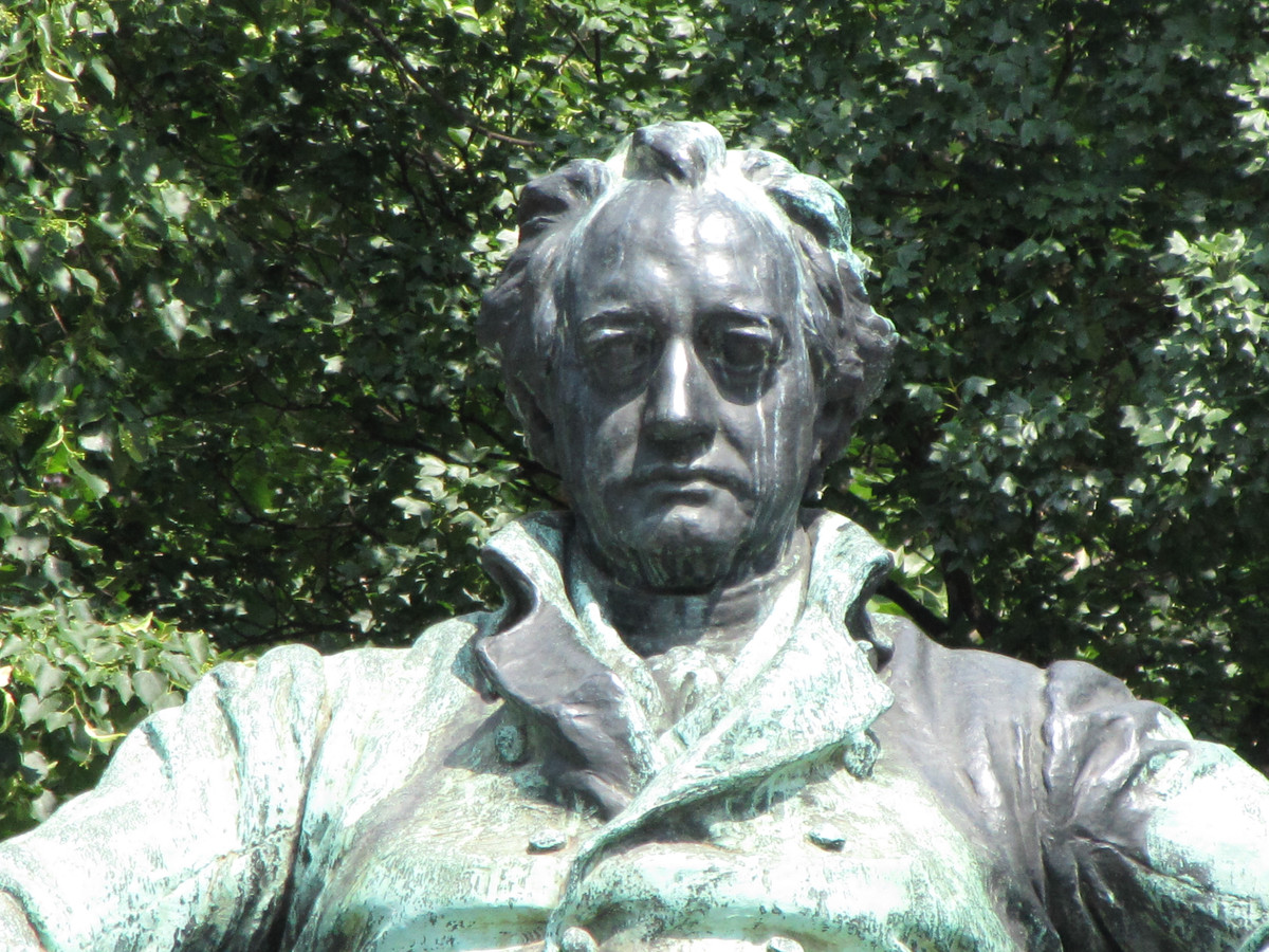 Goethe Monument - Vienna | statue, commemorative place/plaque
