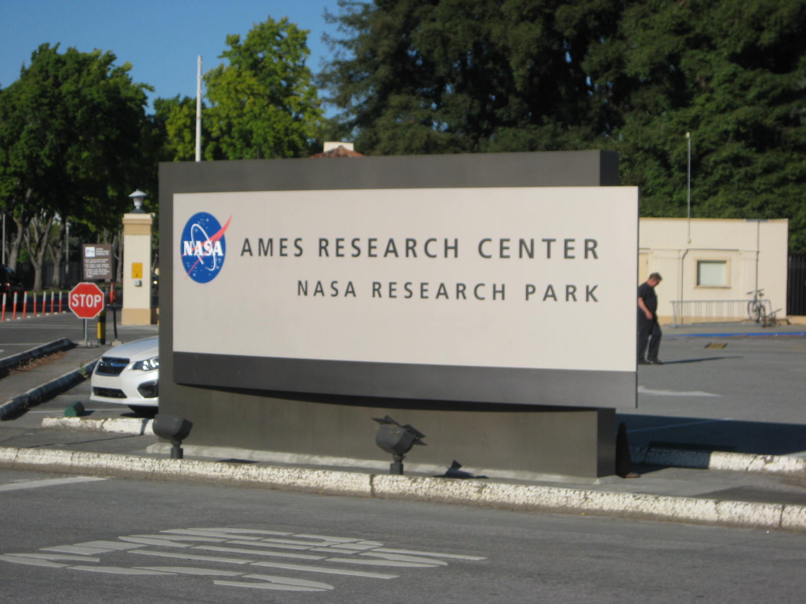 KNUQ Moffett Federal Airfield