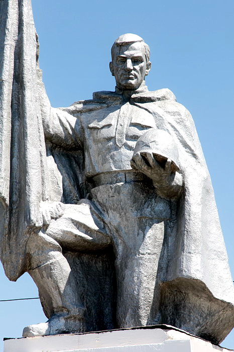 WWII Memorial - Sandata