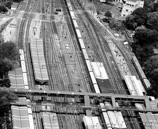Visakhapatnam Railway Station (VSKP) - Visakhapatnam | train station