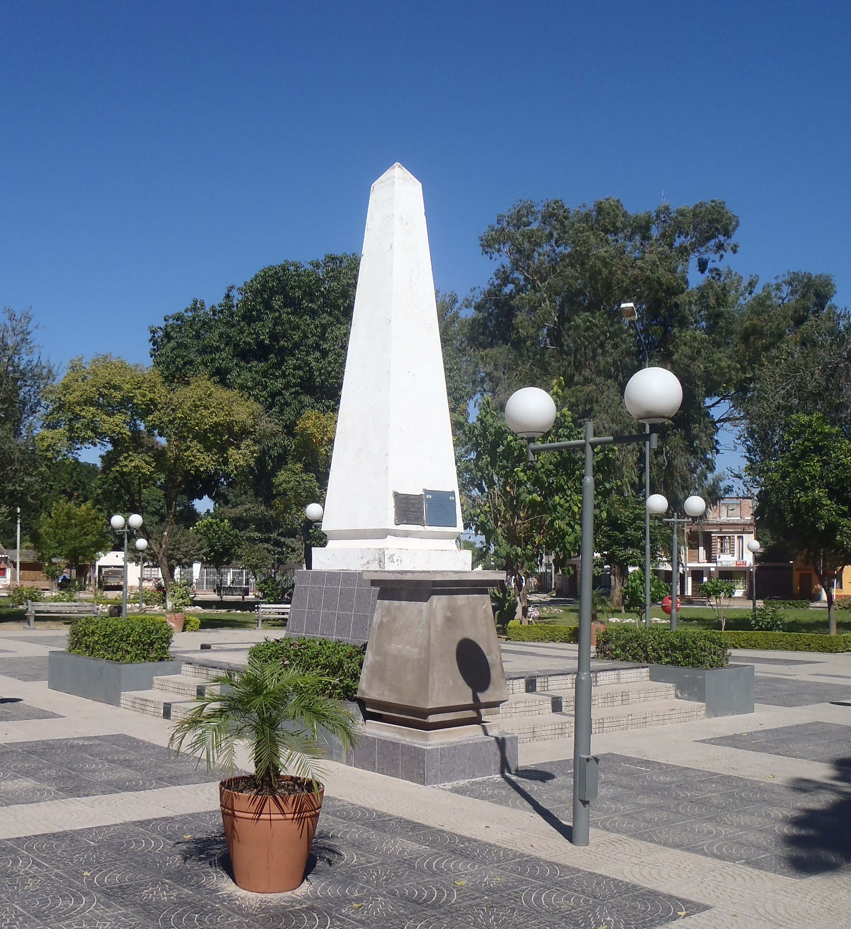 Plaza de Mayo (Villa Saavedra) - Tartagal | parque
