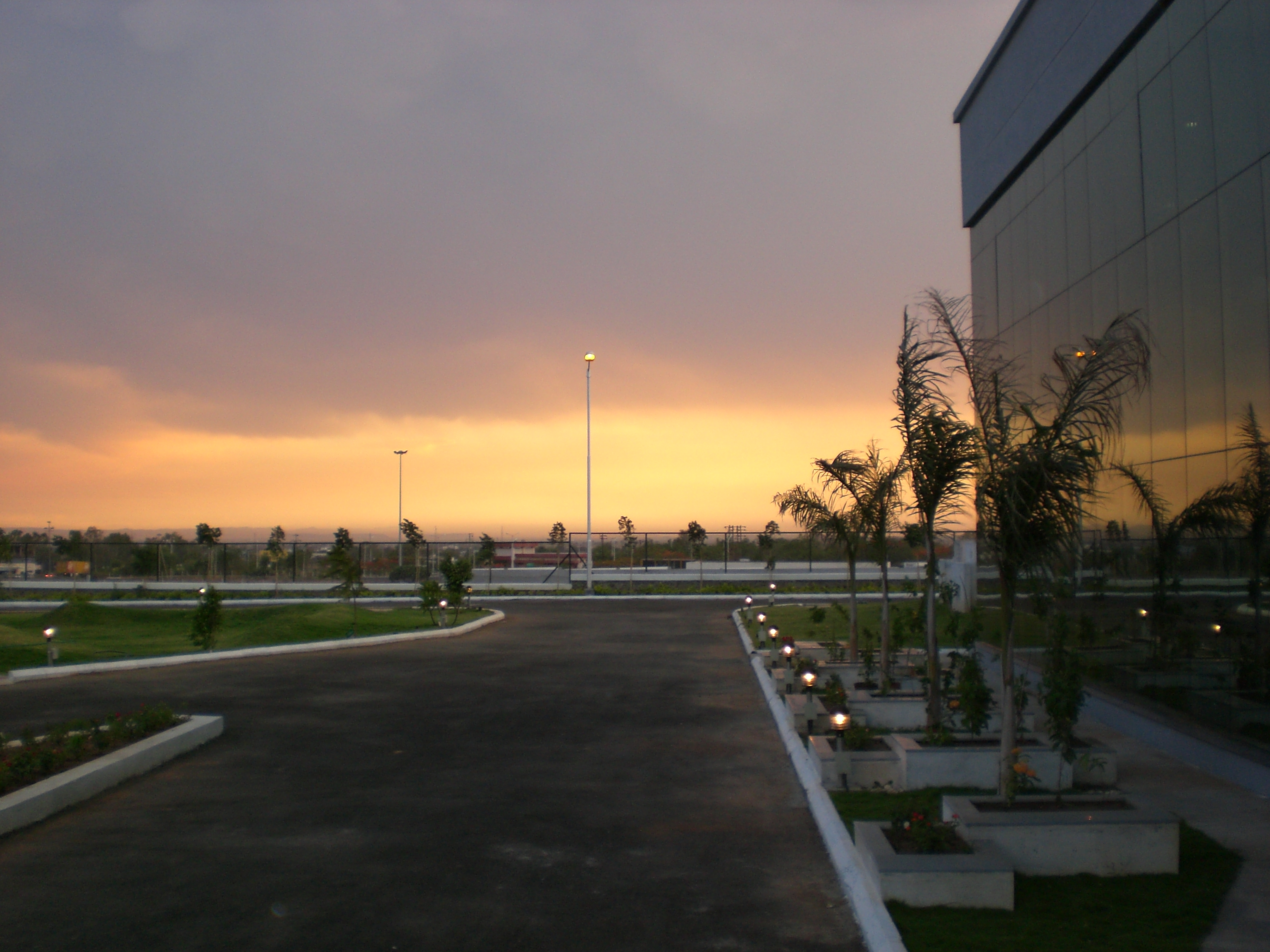 VIGEL India, Manufacturer of Twin Spindle HMC machines