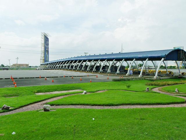 North Luzon Expressway (NLEx) - Bocaue Toll Plaza - Bocaue