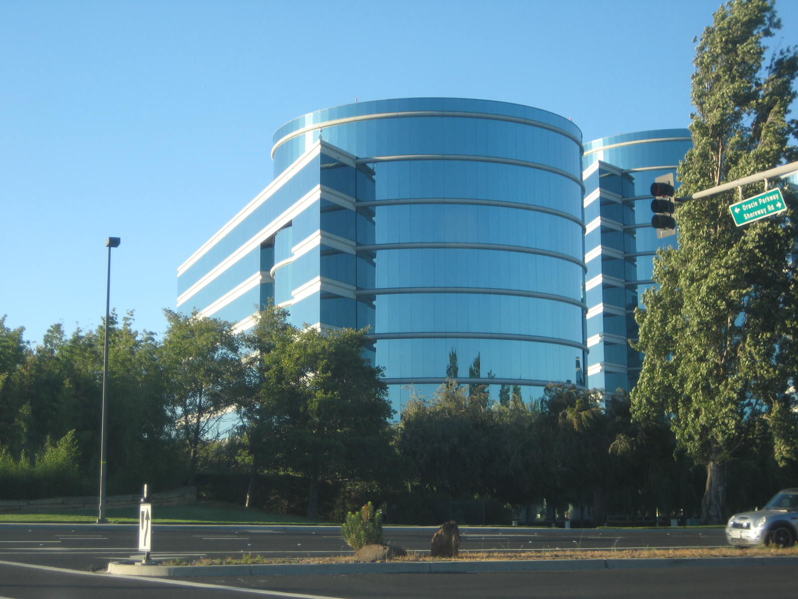 Oracle 100 - Redwood City, California