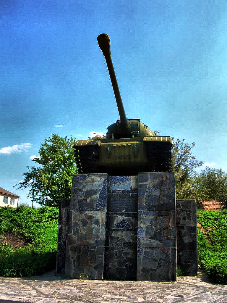 The monument to soldiers of the 10th tank corps - Hrebinka