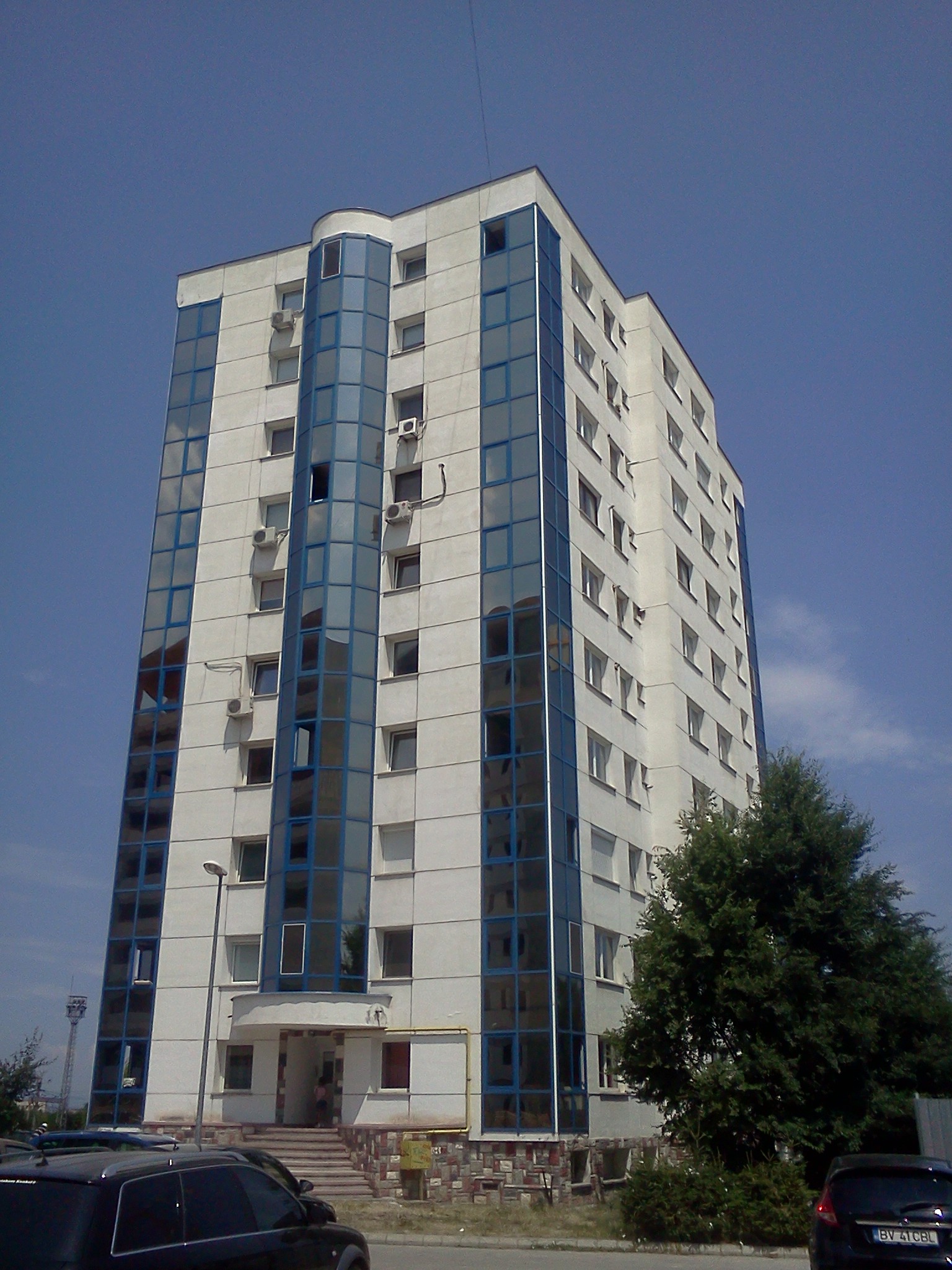 Randomly placed apartment building2 si ANL Brasov
