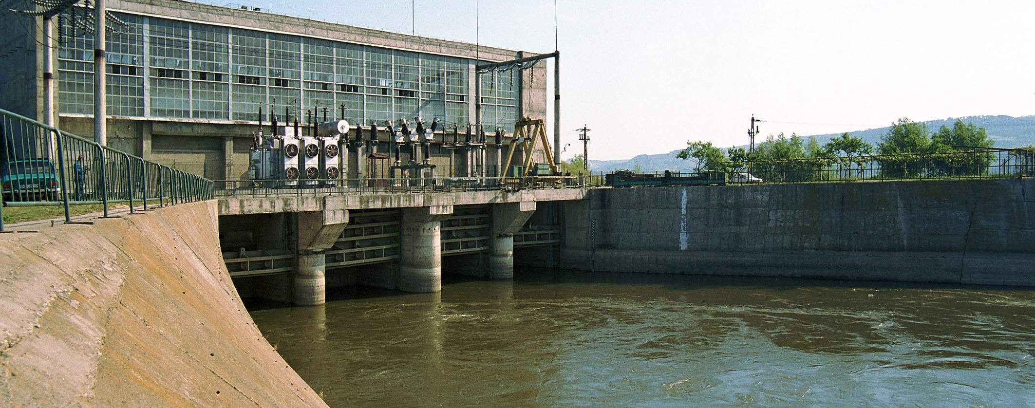 Baraj şi CHE Galbeni (1983) | centrală hidroelectrică