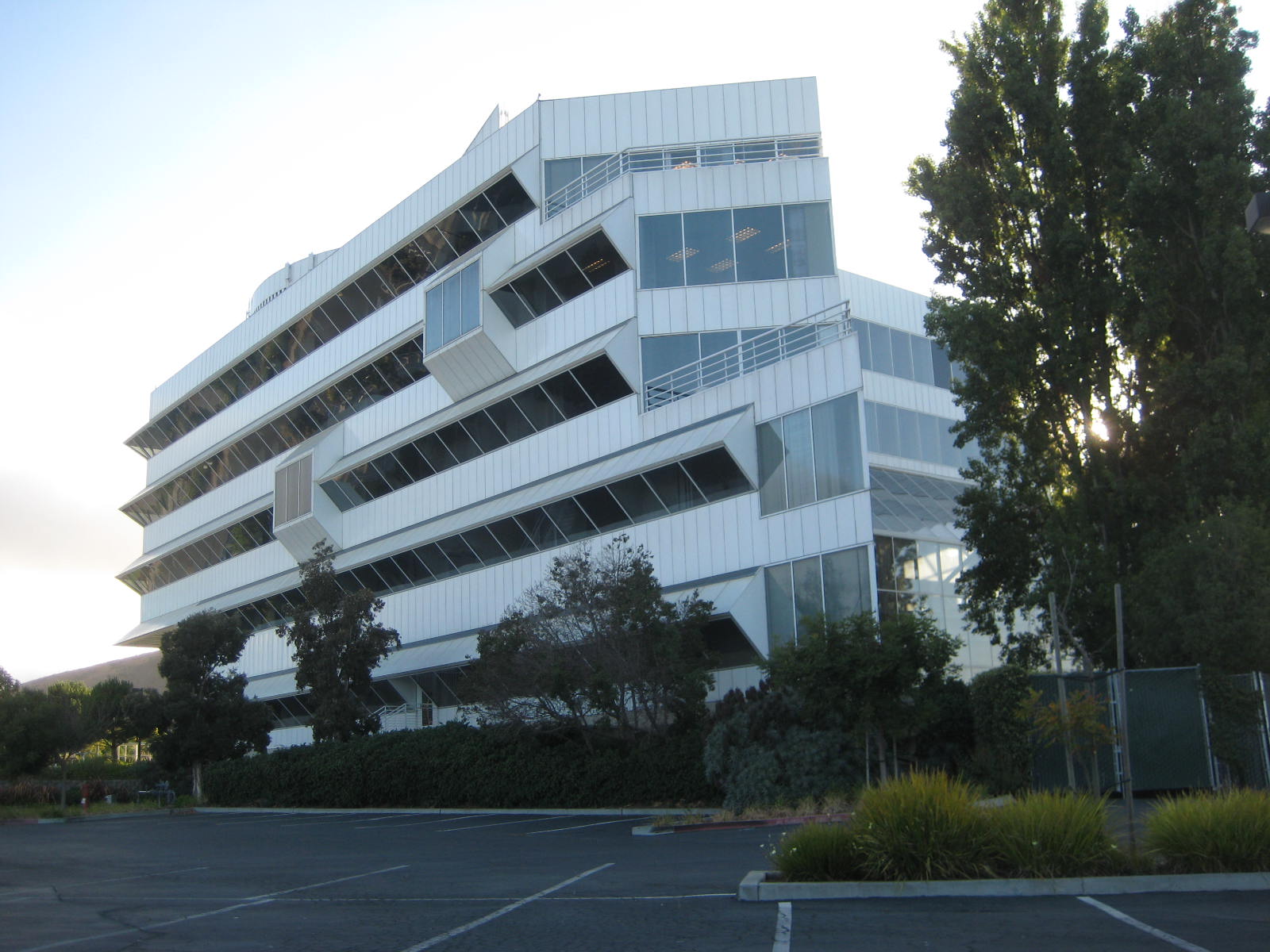 Marina Boulevard, 7000