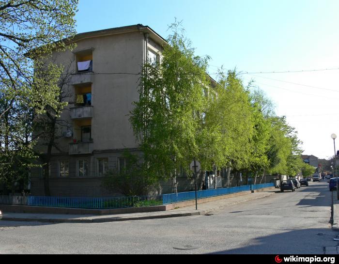 Graf Ignatiev Str., 18 | building