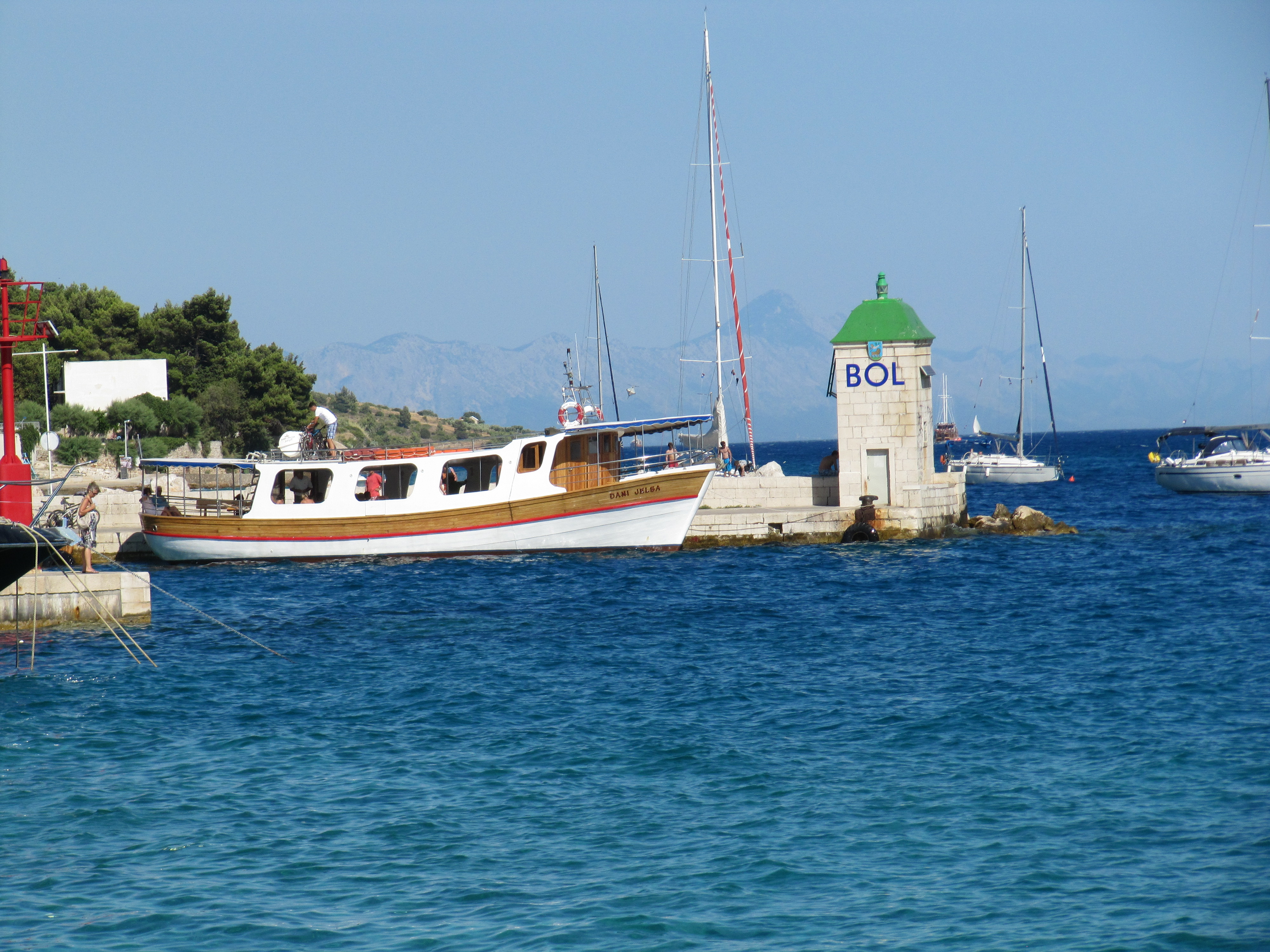Bol East Breakwater head - Bol