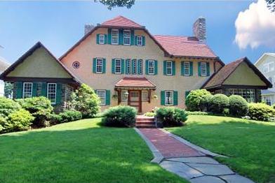 Sutton Manor - New Rochelle, New York