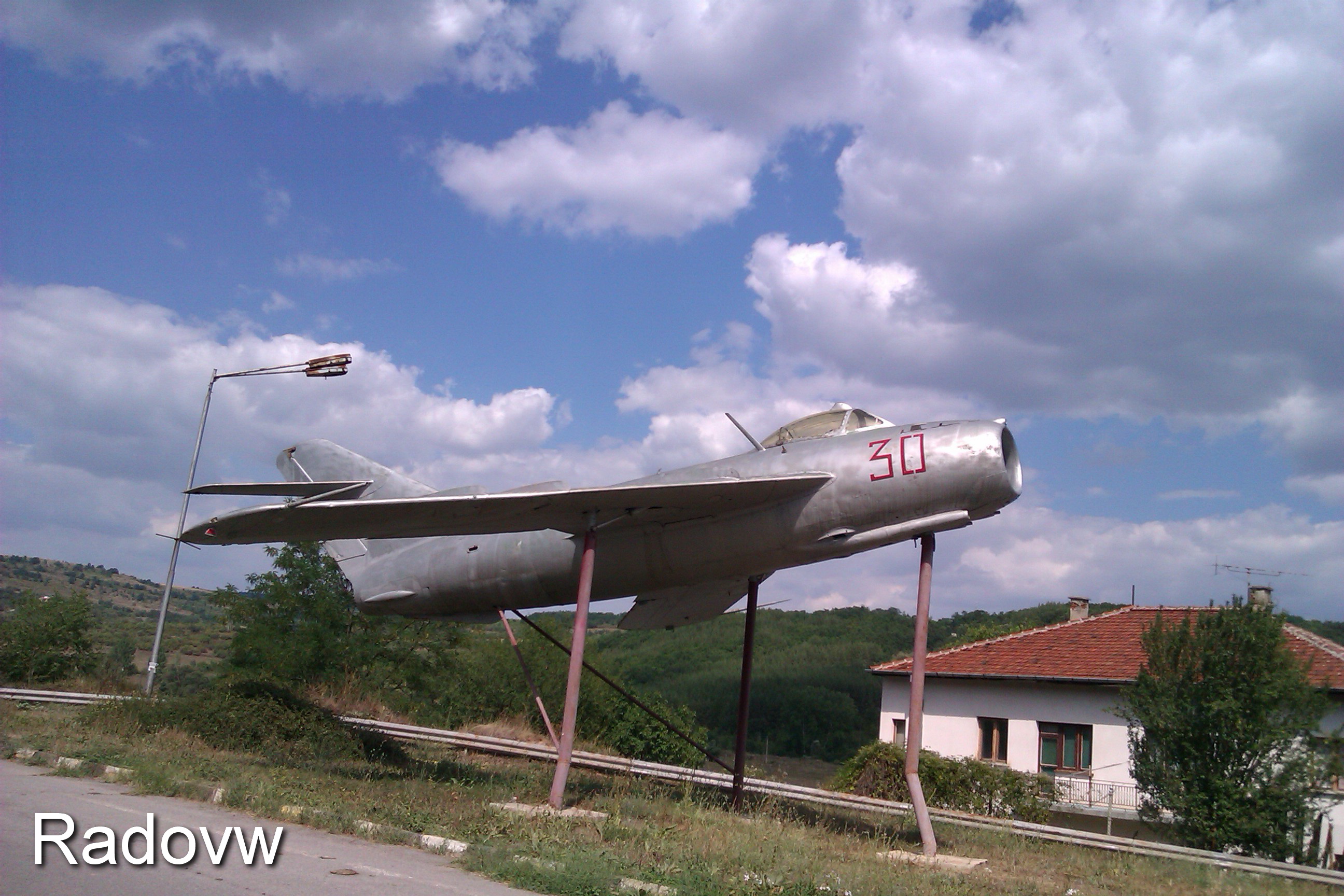 Mikoyan-Gurevich MiG-17 - Kovachevtsi