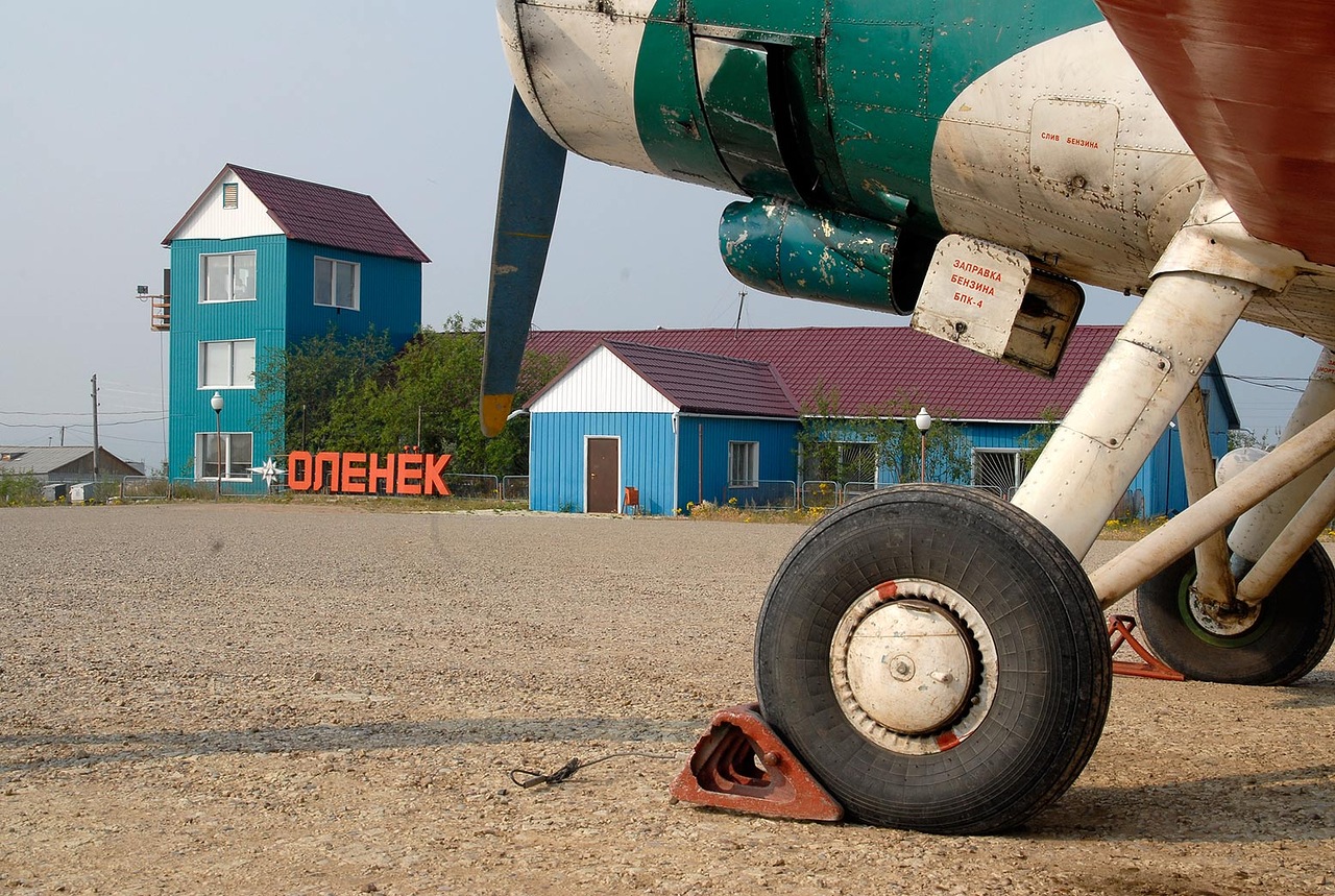 Olenyok Airport