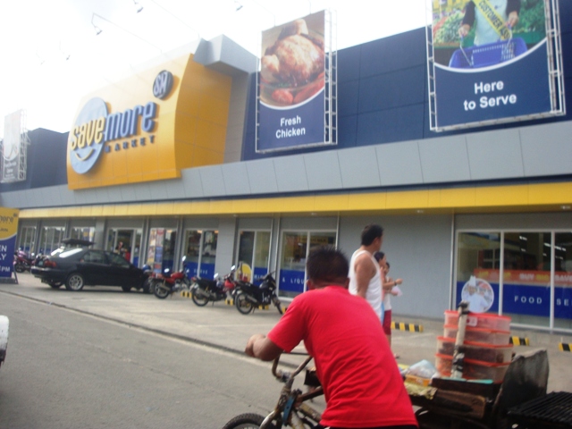Savemore Supermarket, Camarin - Caloocan City North