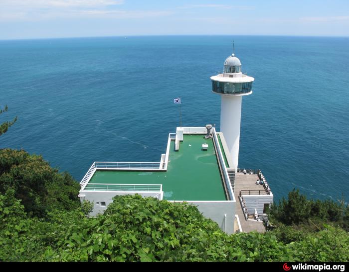 Youngdo Deungdae (Young Island Lighthouse) - Busan