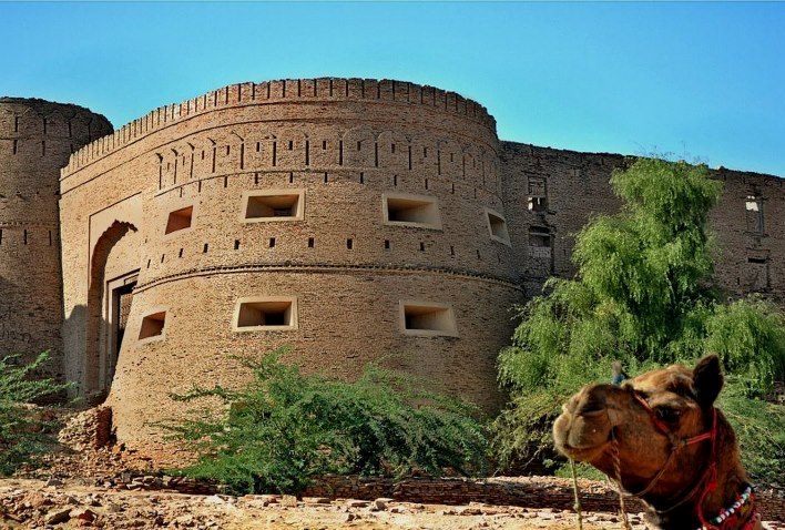 Main Gate Derawar Fort - Derawar