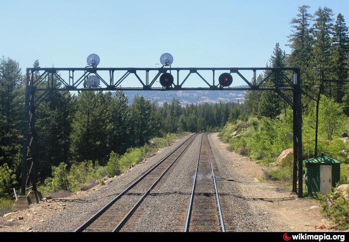UP (SP) West Norden Covered Interlocking Portal | portal (architecture), railway shed