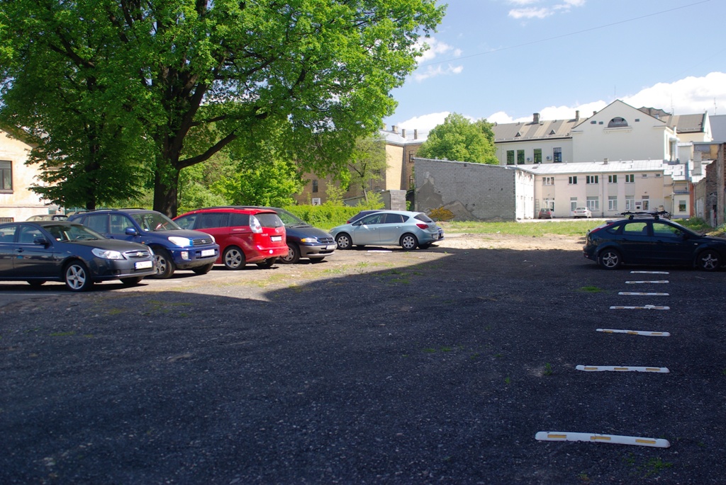 Auto parking Europark Latvia - Riga Tērbatas Street, 72 | car park