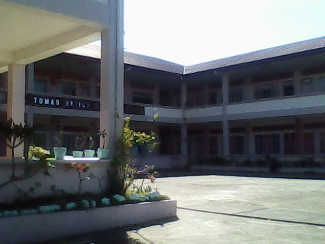 Sto. Tomas National High School - Santo Tomas