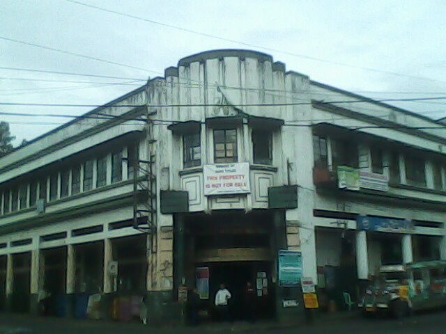 Bayanihan Hotel & Secondhand Shopping Complex - Baguio