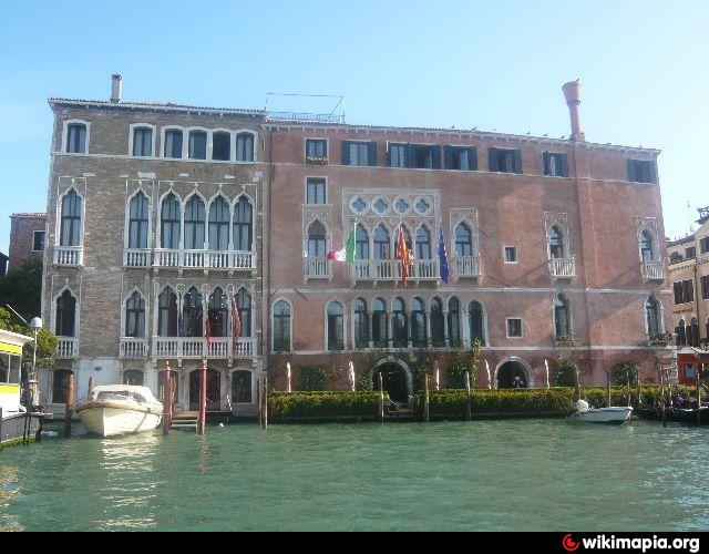 Palazzo Giustinian Pesaro - Venice