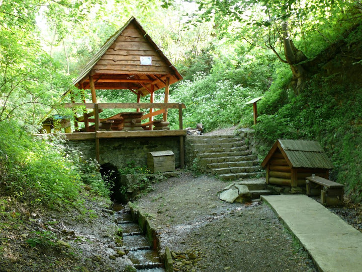 Mineral spring - Ужок