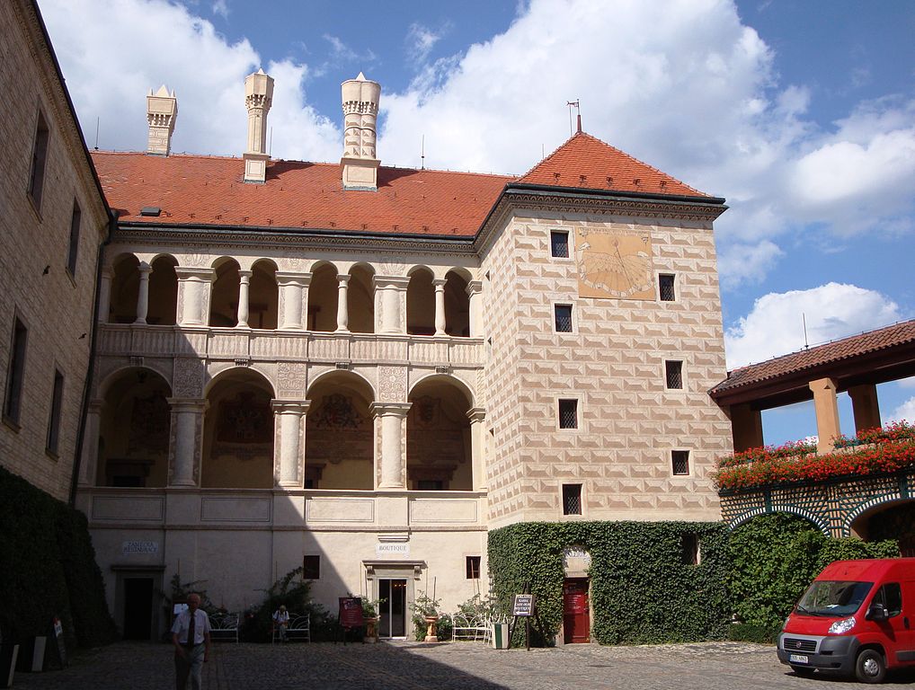 Melnik Castle