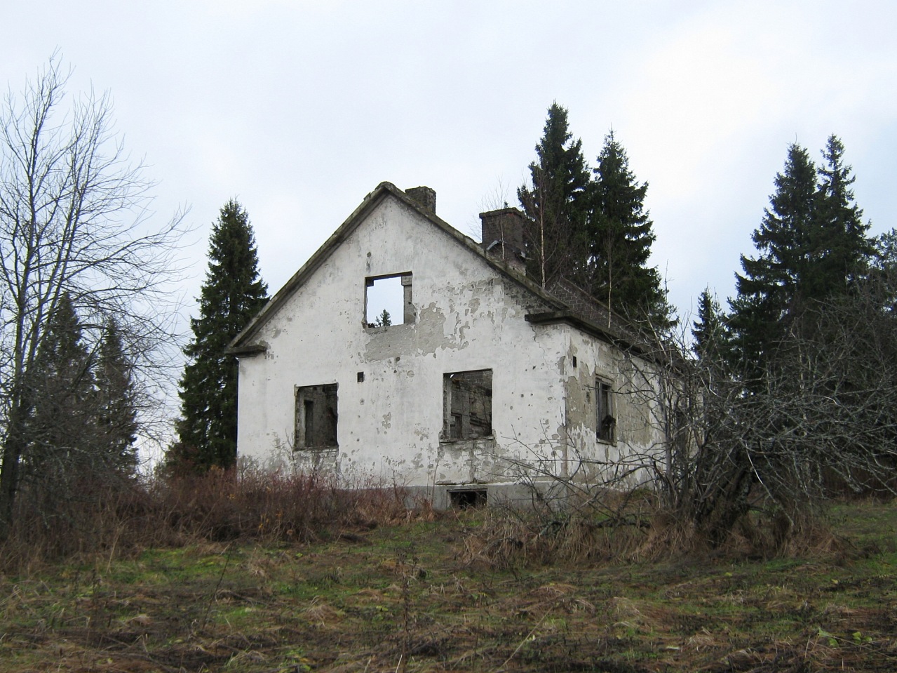 House left | abandoned / shut down