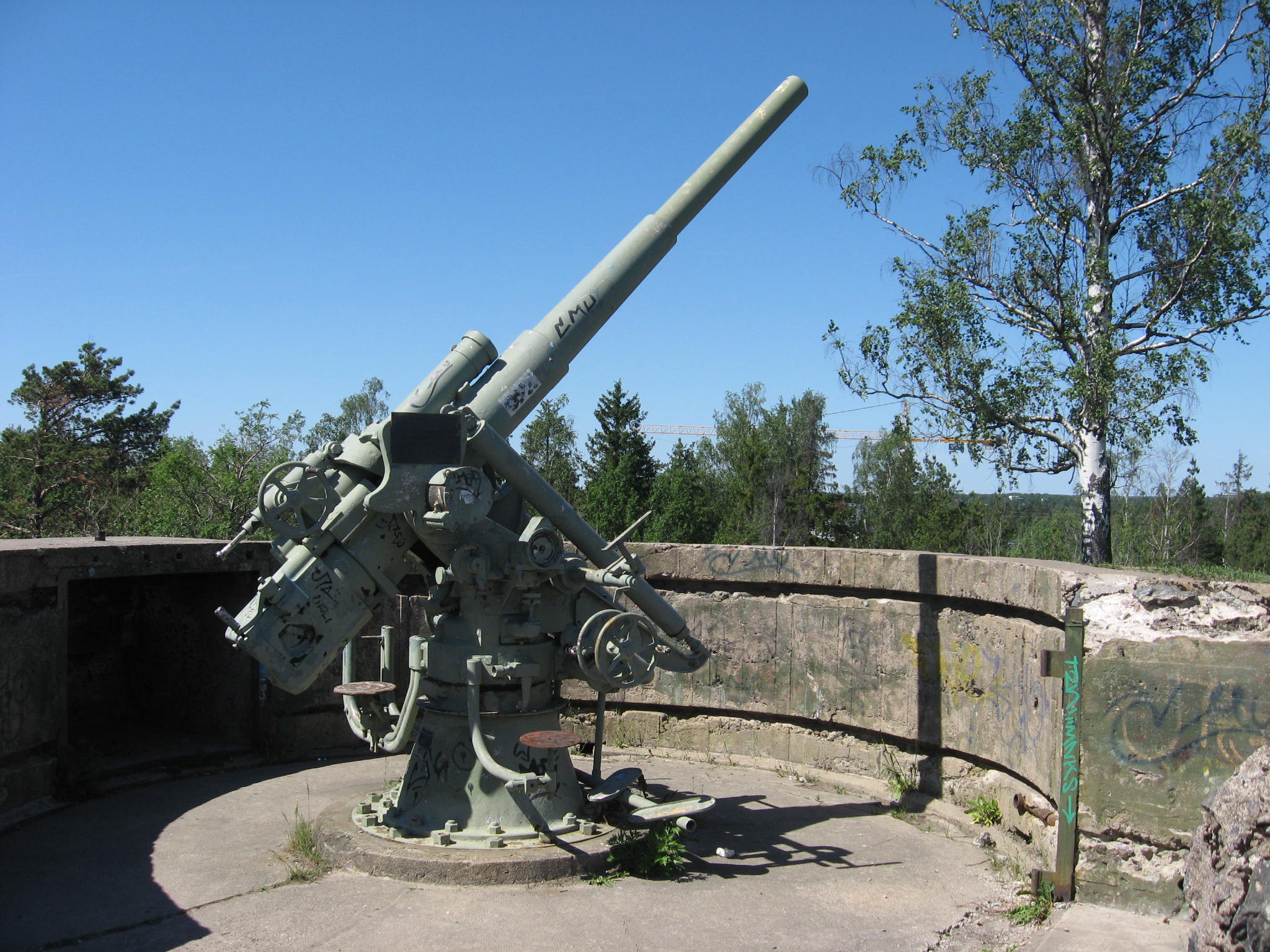 Ilmatorjuntatykki Bofors 76 - Helsinki