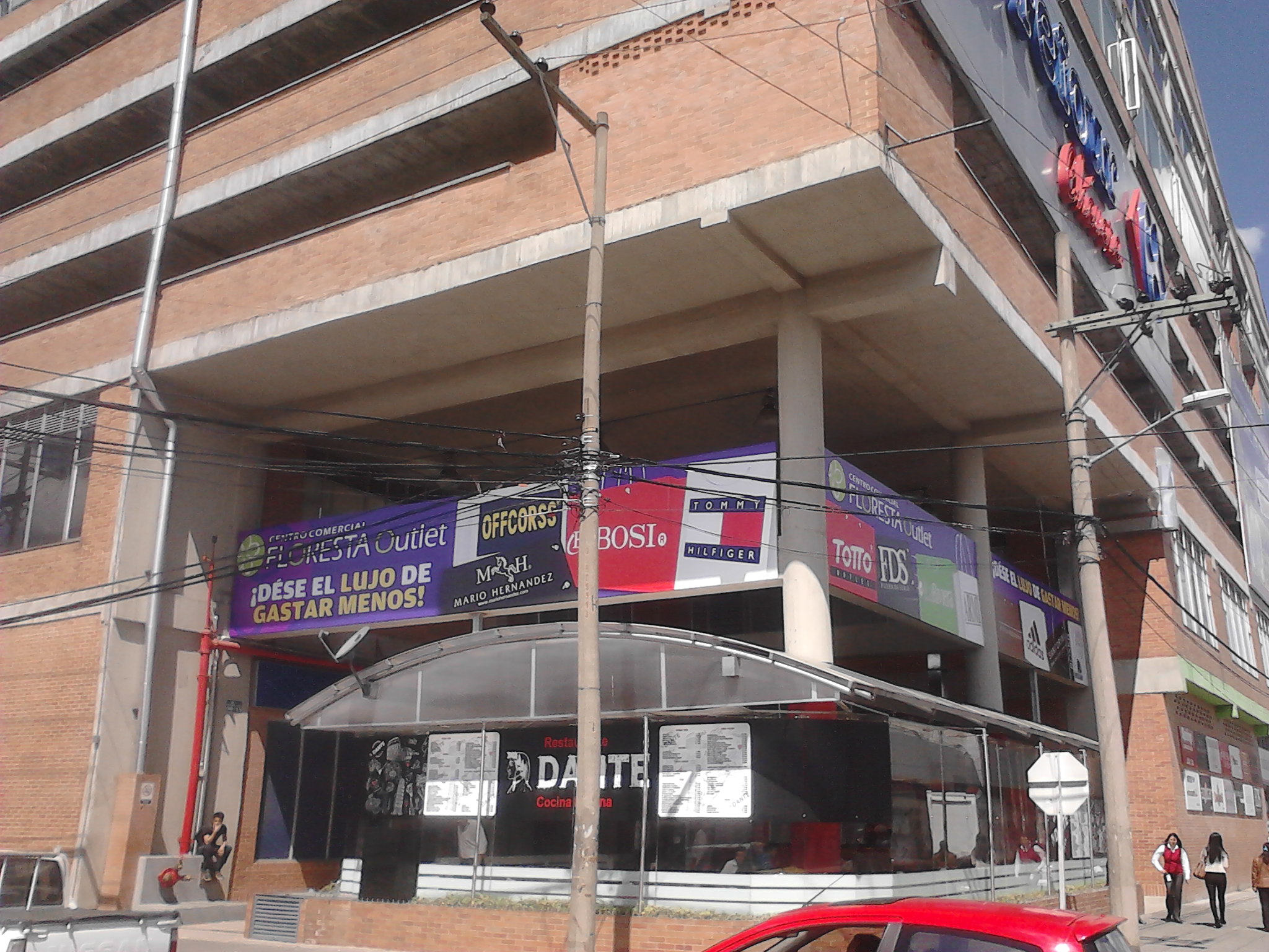 Carrefour Floresta - Bogotá D.C.