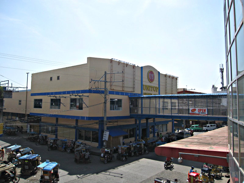 Unitop Mall Ozamiz - Ozamiz City