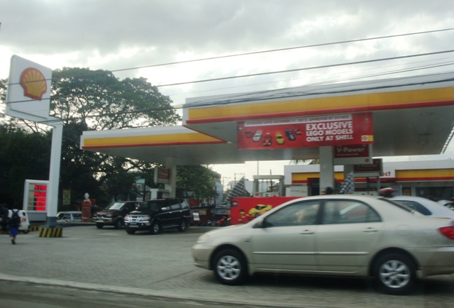 Shell Gas Station - West Avenue - Quezon City