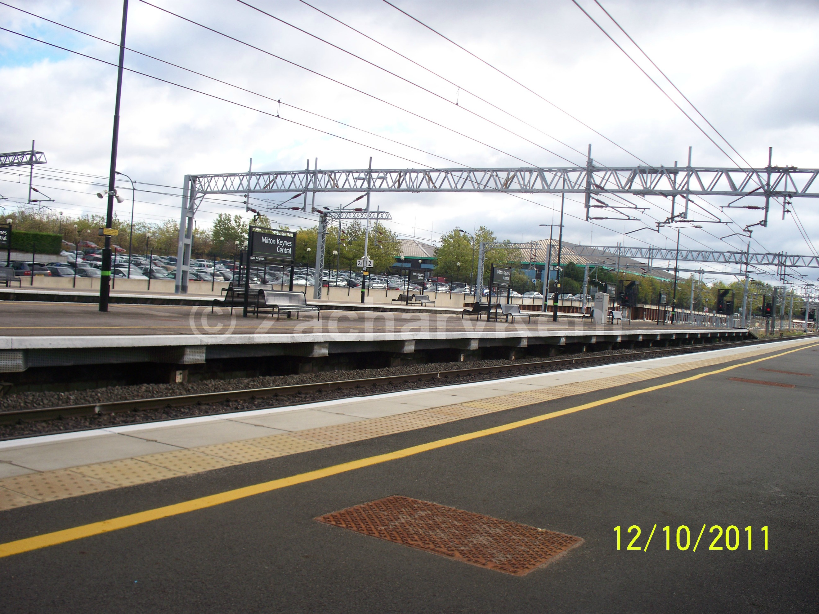 Milton Keynes Central Railway Station | train station